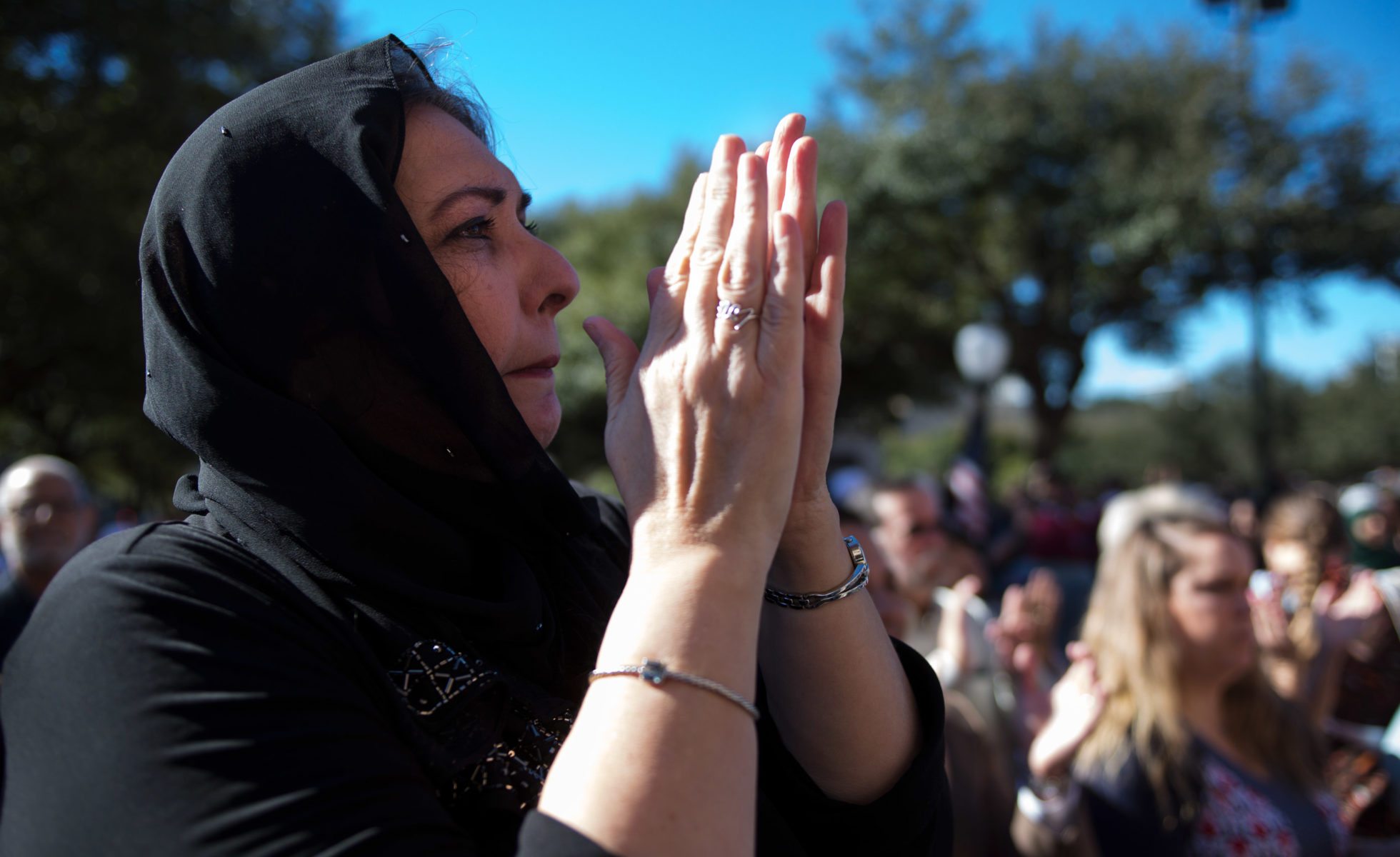 More Than a Thousand Show Up in ‘Beautiful’ Support of Texas Muslim ...