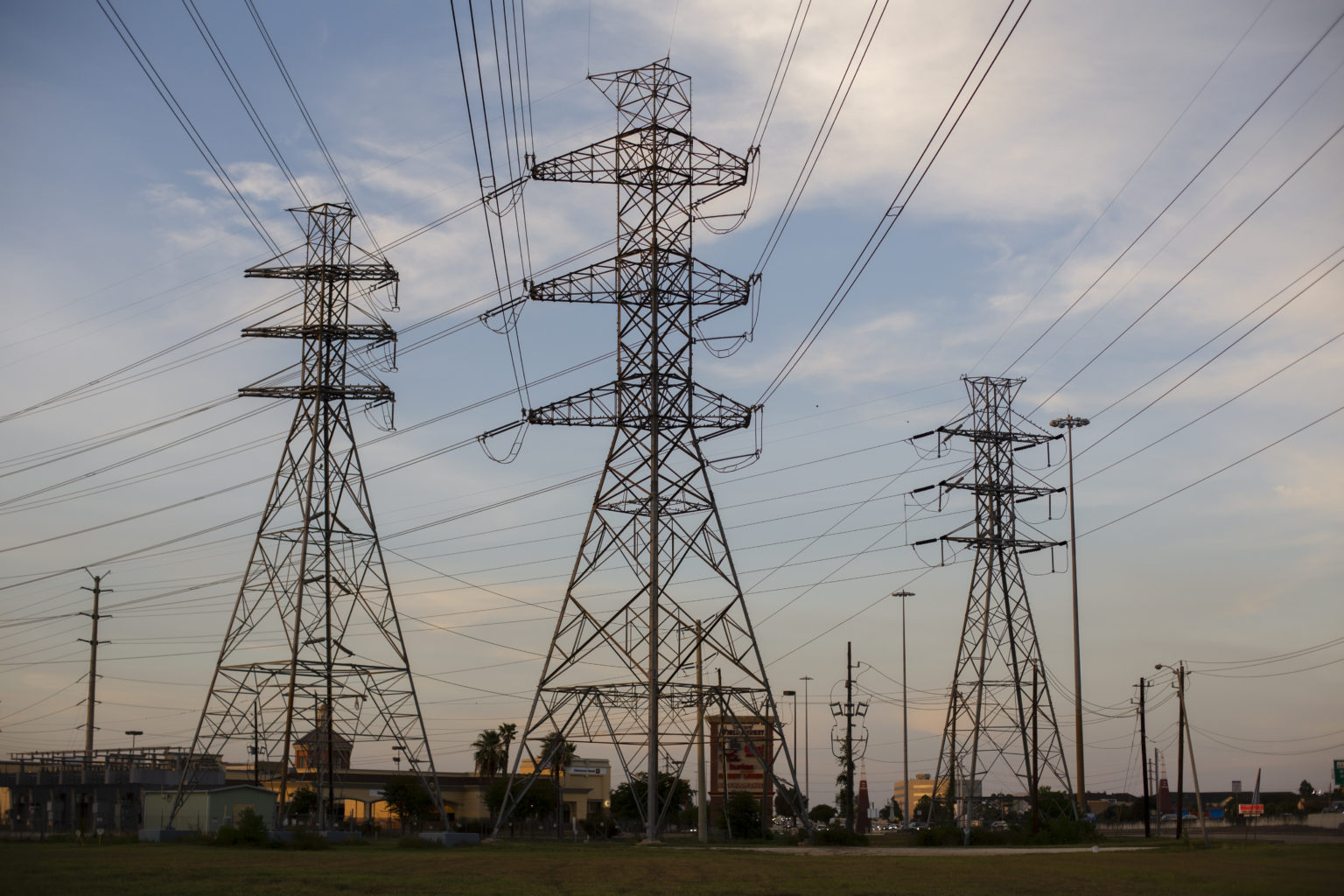 Abbott and ERCOT Keep Texans in the Dark Ab