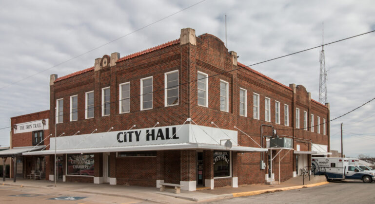 Larry McMurtry & George Getschow: The Lonesome Writing Gurus