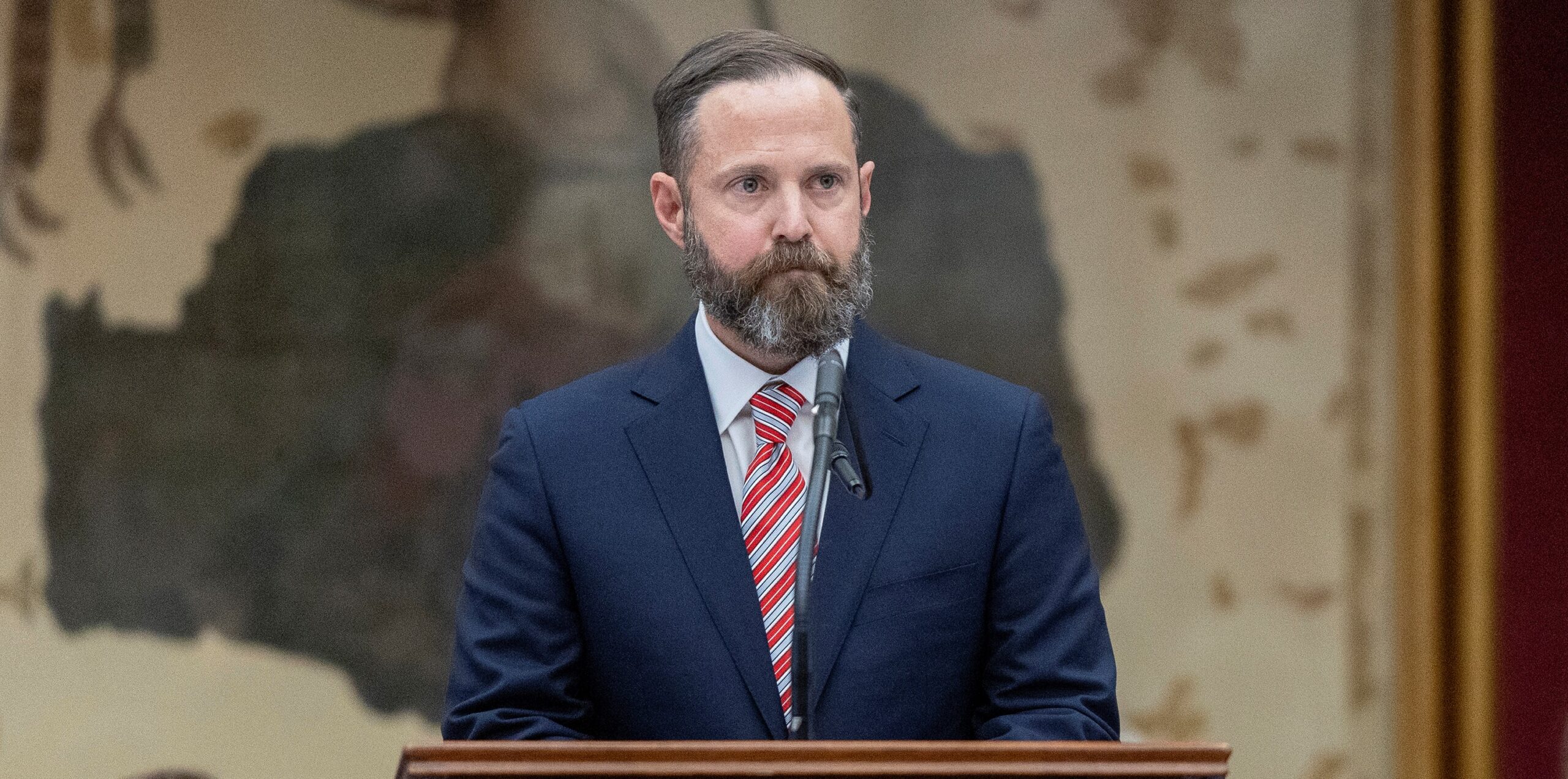 Speaker Burrows Remodels Texas House With All-Republican Chairs